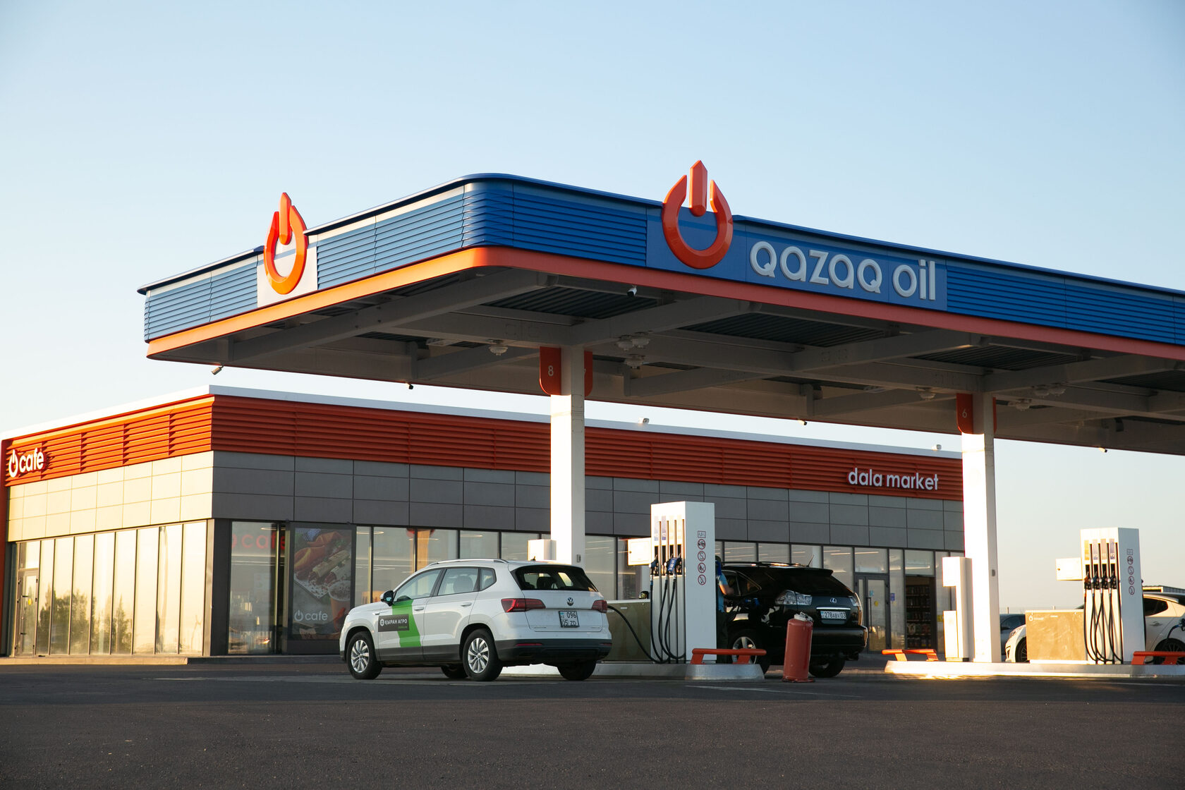 Премиальное топливо. Qazaq oil обеспечивает качественным бензином