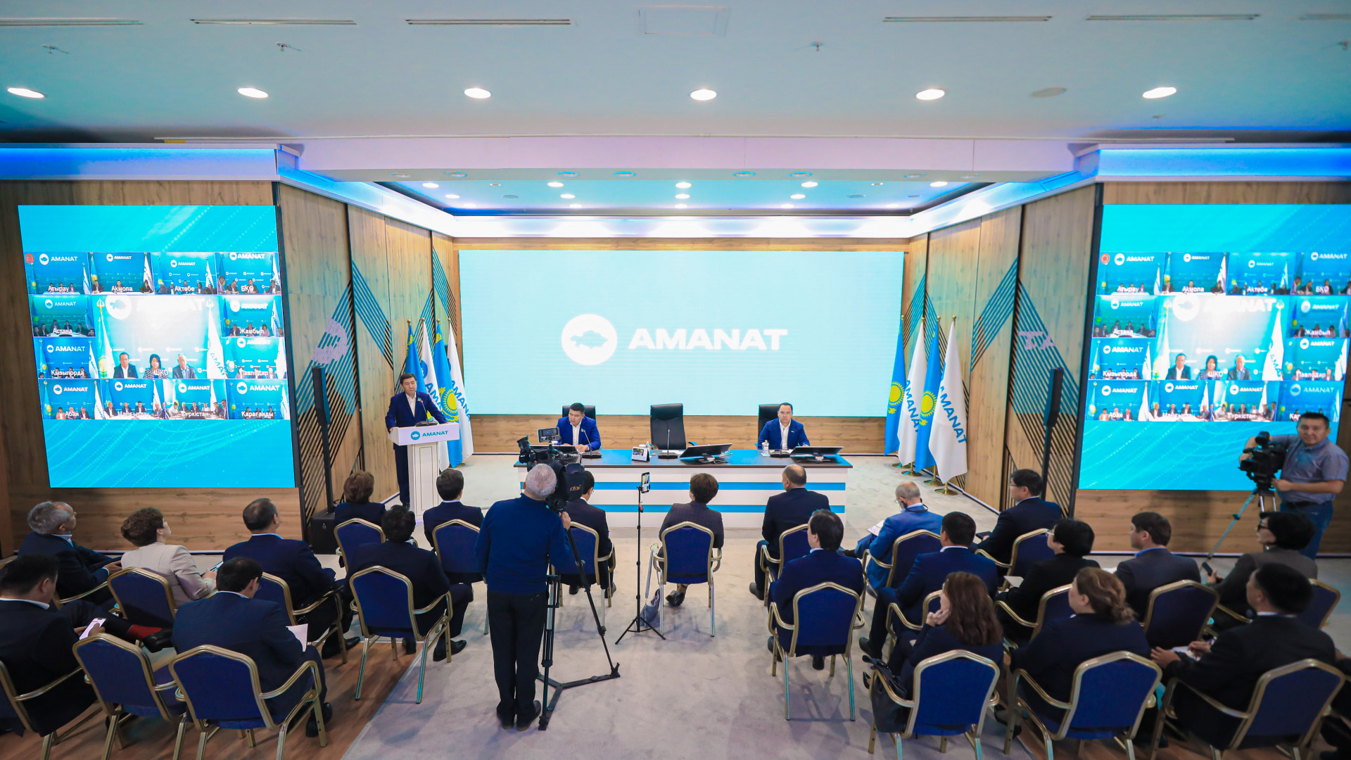 Amanat должна быть в авангарде реализации Послания Президента - Кошанов ...