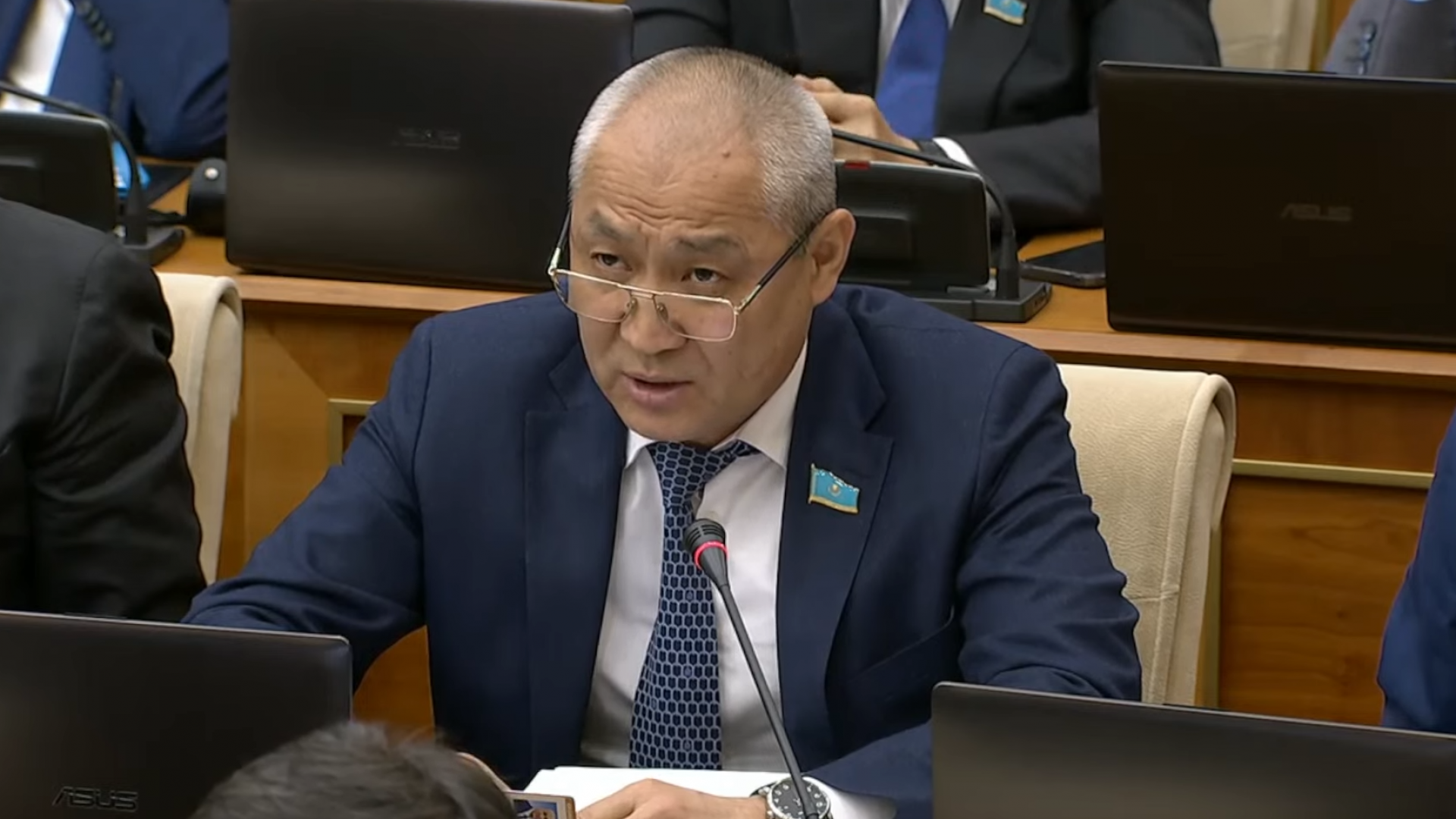 ”Приходите без подготовки”. Правительству сделали замечание в Мажилисе ...