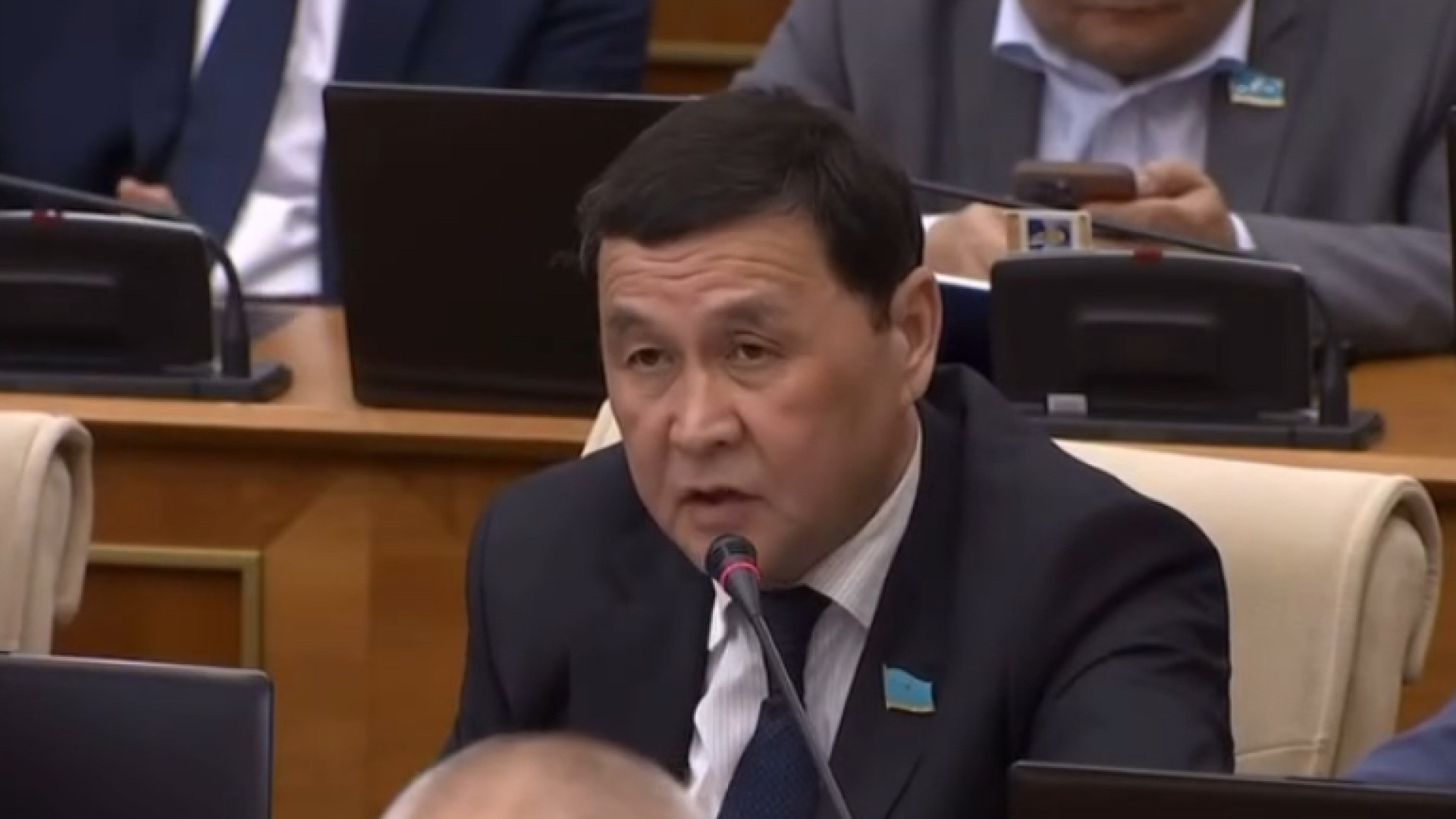 ”Что такое массмедиа?” Депутат рассмешил коллег вопросом: 22 апреля 2024 | 19:26 - новости на ...